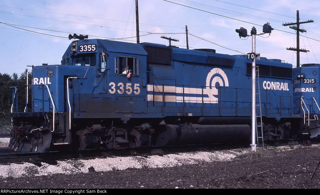 CR 3355--GP40-2